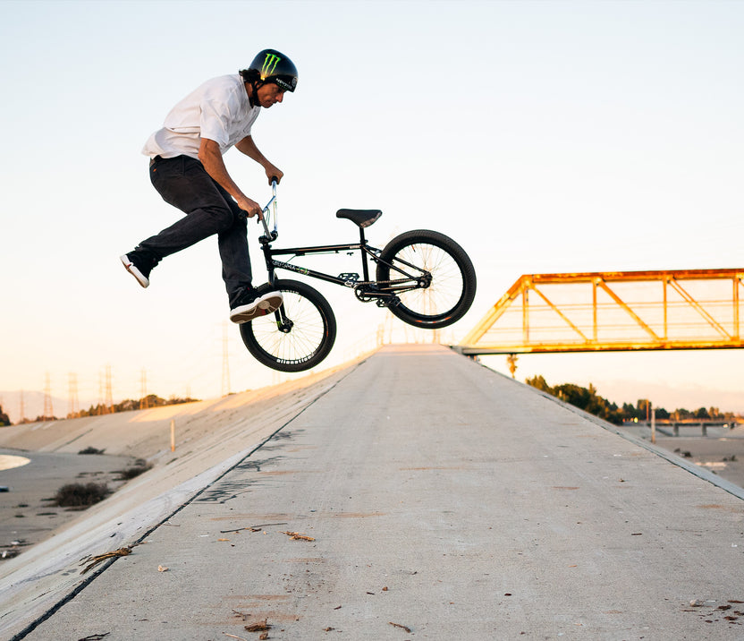 GT Bicycles / Bikes & Bicycle Parts / BMX Bikes & Mountain Bikes